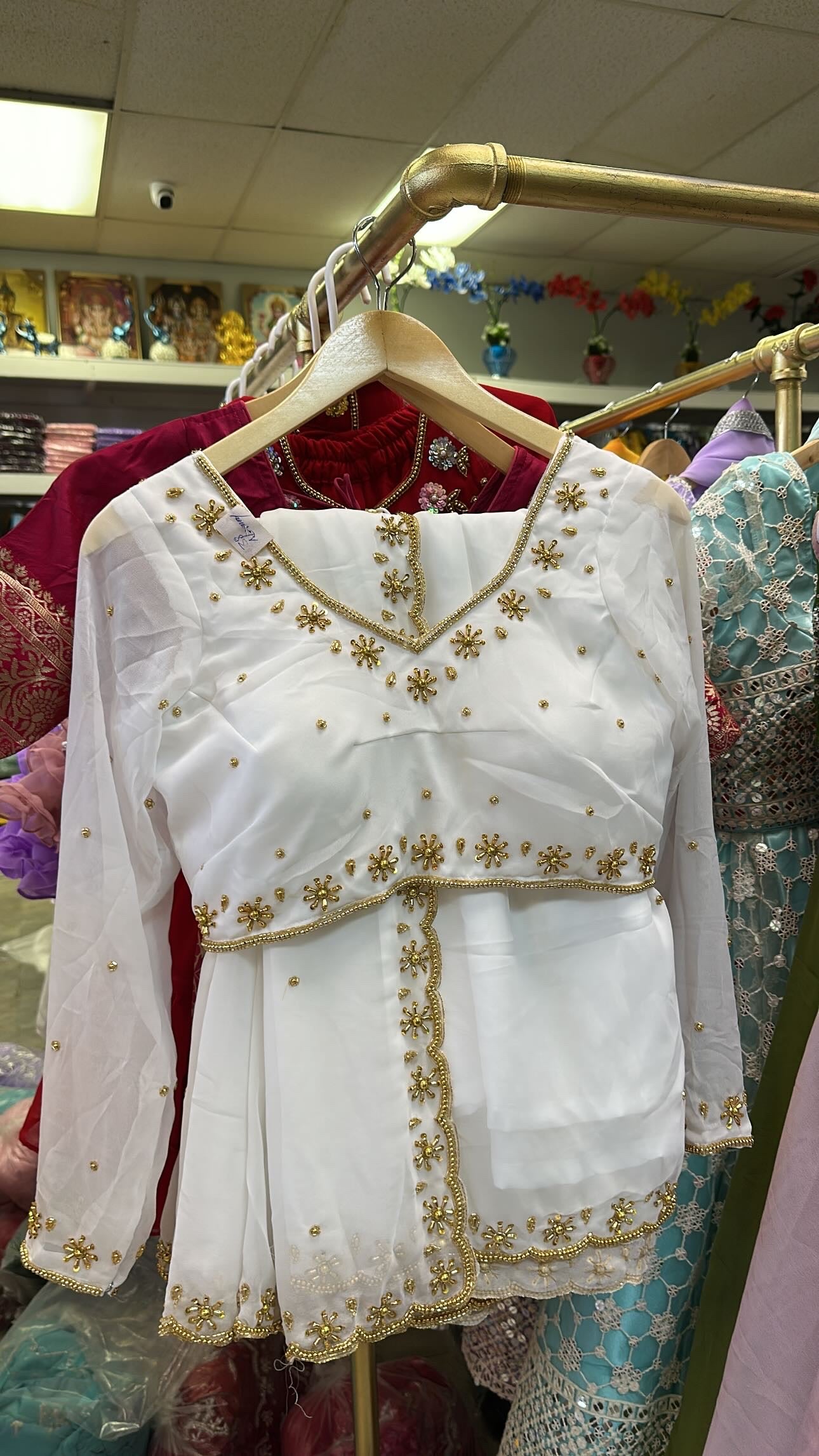 Handwork Ready to wear white gold set ( 3pcs )